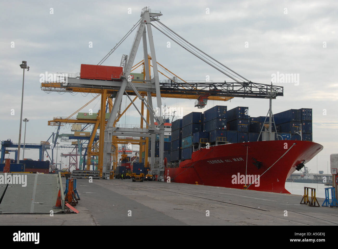 Valencia Port Container High Resolution Stock Photography and Images ...