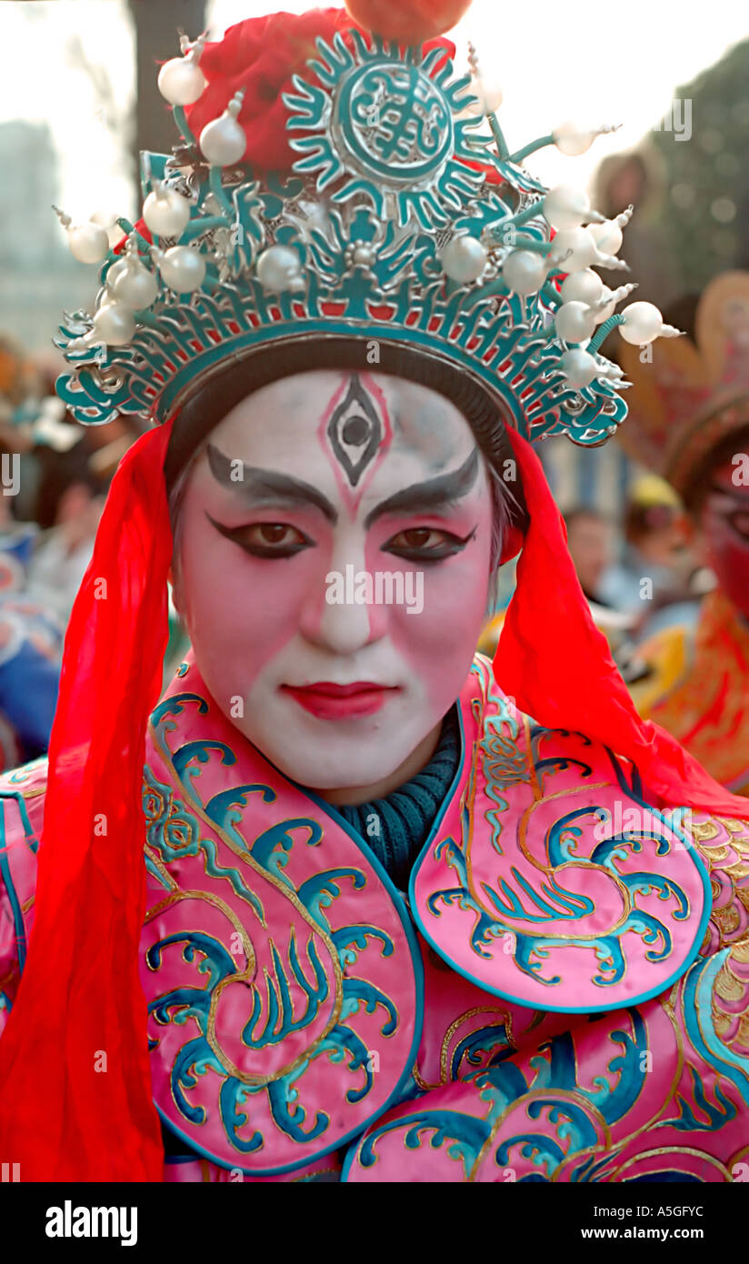 Members of the Chinese community in Paris gather in full regalia for ...