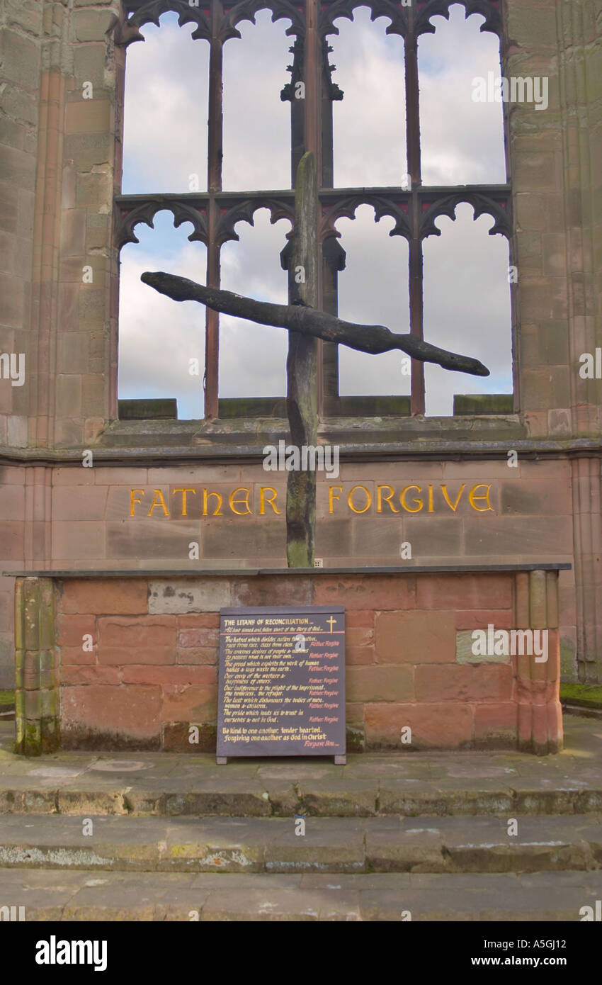 Coventry cathedral cross hi-res stock photography and images - Alamy