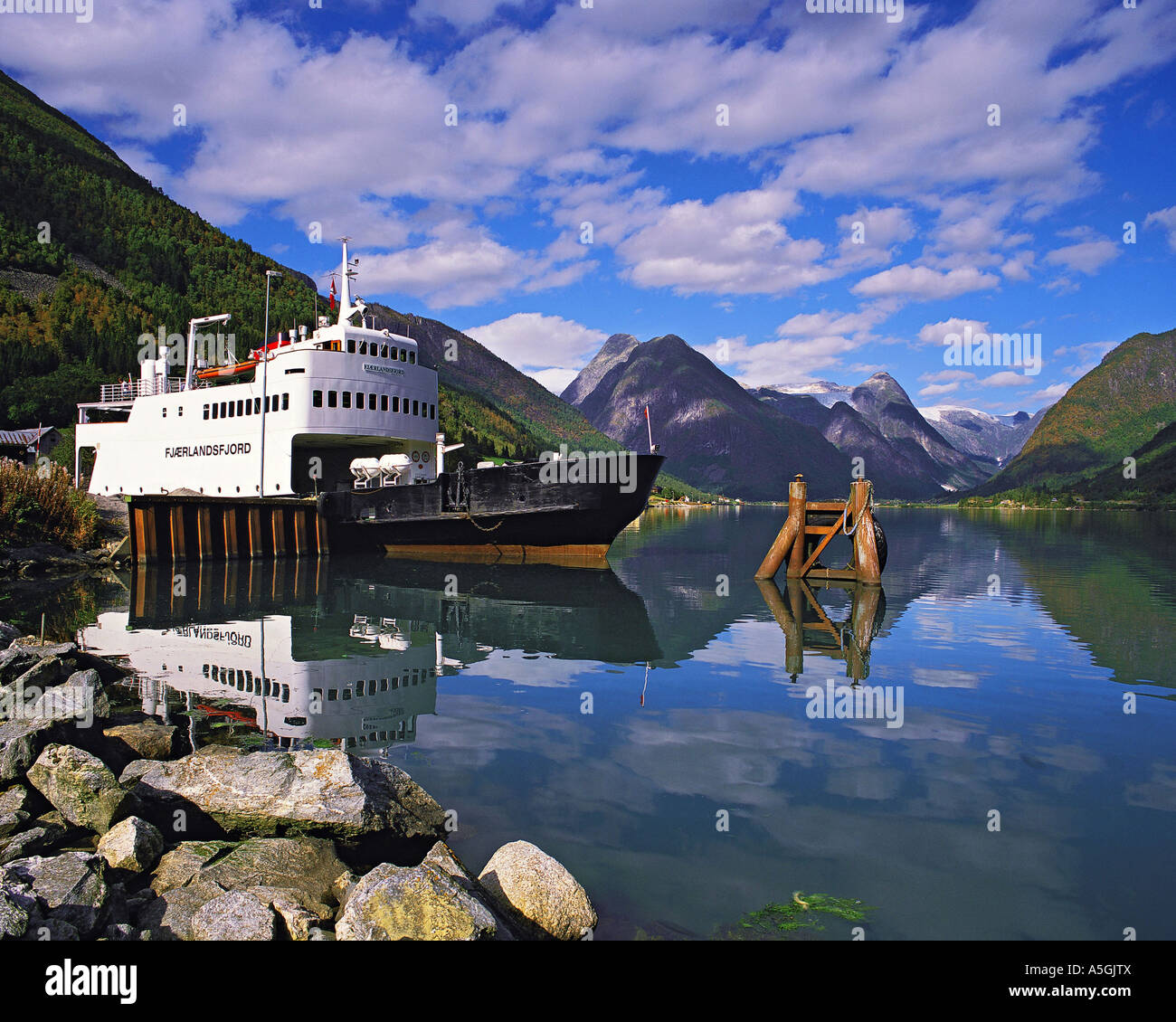 Fjaerlandsfjord hi-res stock photography and images - Alamy