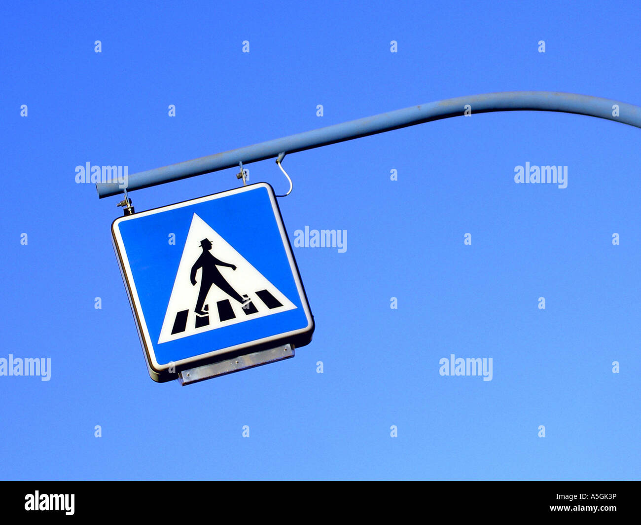 Crossing sign germany hi-res stock photography and images - Alamy