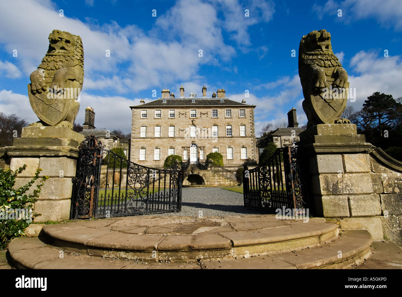 Entrance to Pollock House in Pollock Park Glasgow UK Stock Photo - Alamy