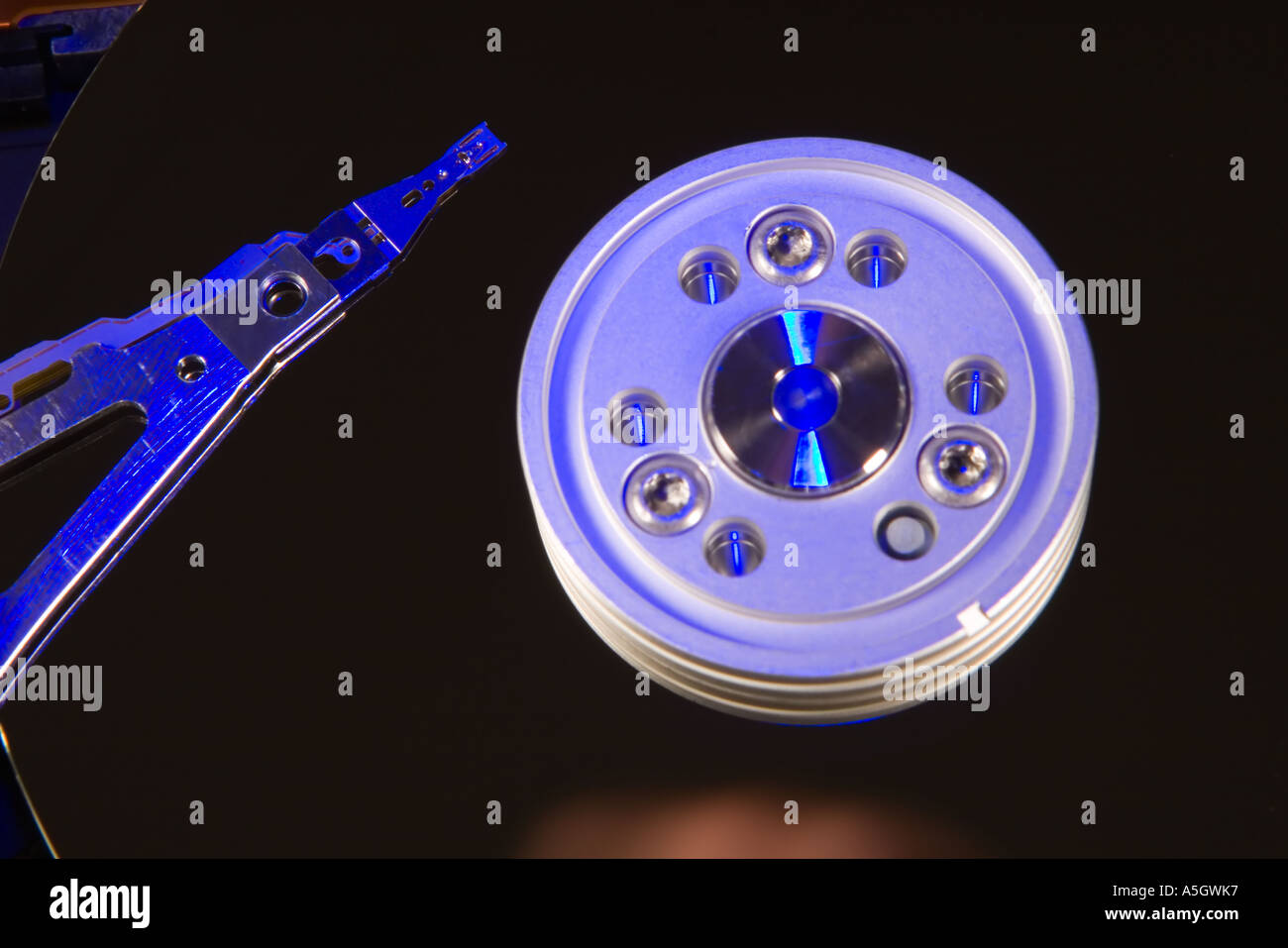 Hard disk controller circuit board hi-res stock photography and images ...