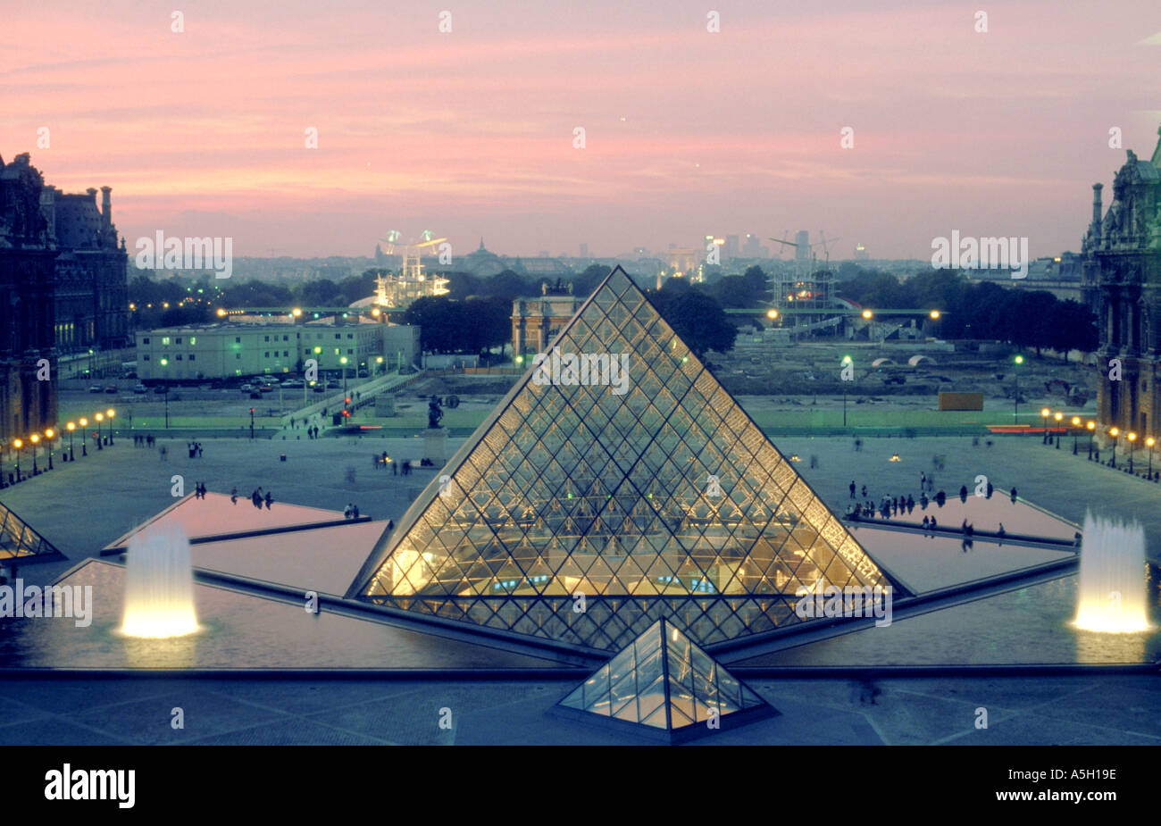 Pyramid light fountains hi-res stock photography and images - Alamy