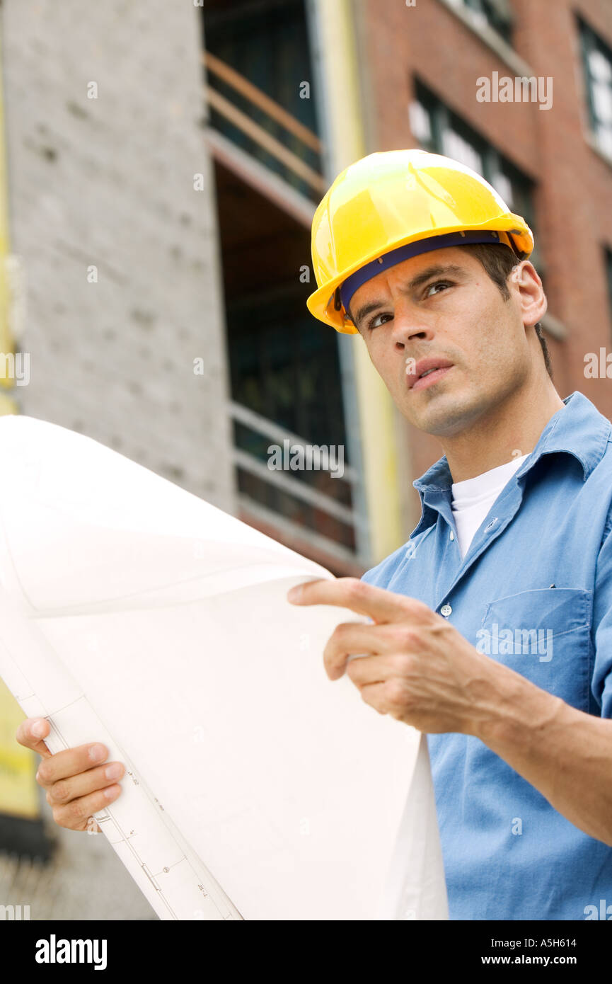 A male construction worker Stock Photo - Alamy
