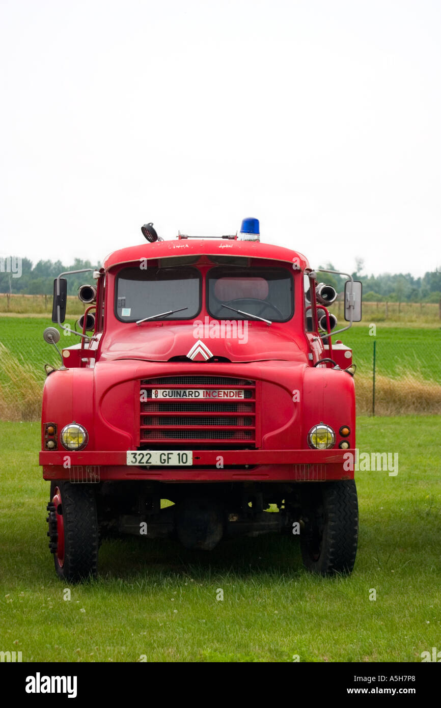 Retired fire engine hi-res stock photography and images - Alamy