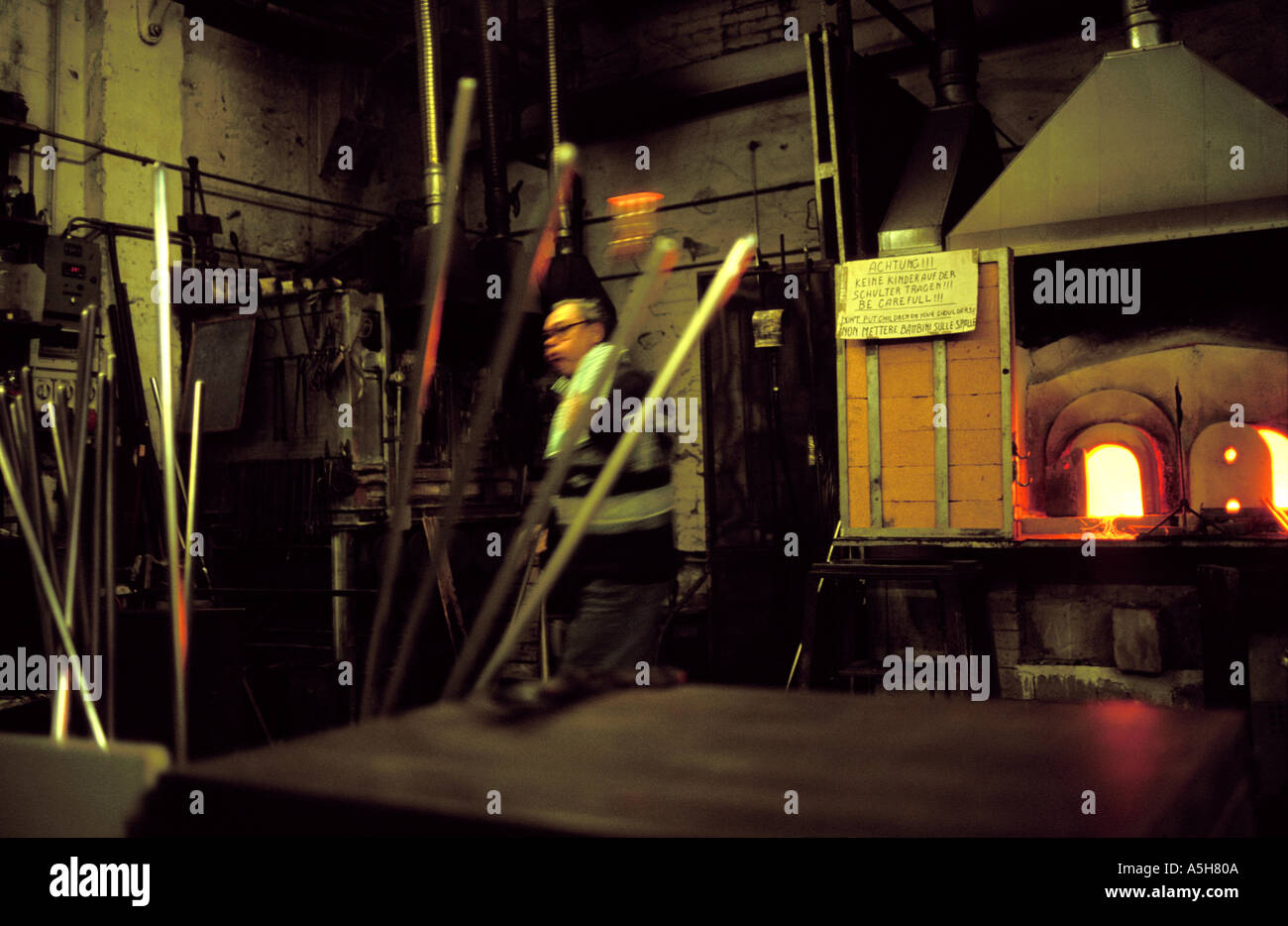 Venice glass works hi-res stock photography and images - Alamy