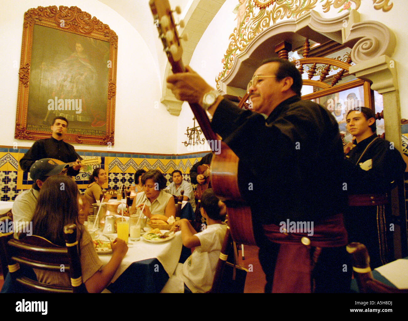 Mariachi band playing in the 'Cafe Tacuba' Restaurant, Mexico City ...