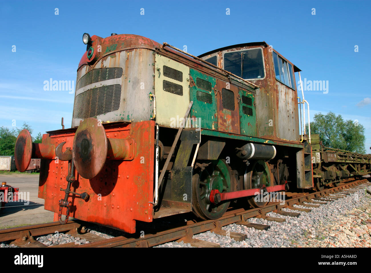 Diesel shunting engine at the Swindon and Cricklade Railway Society ...