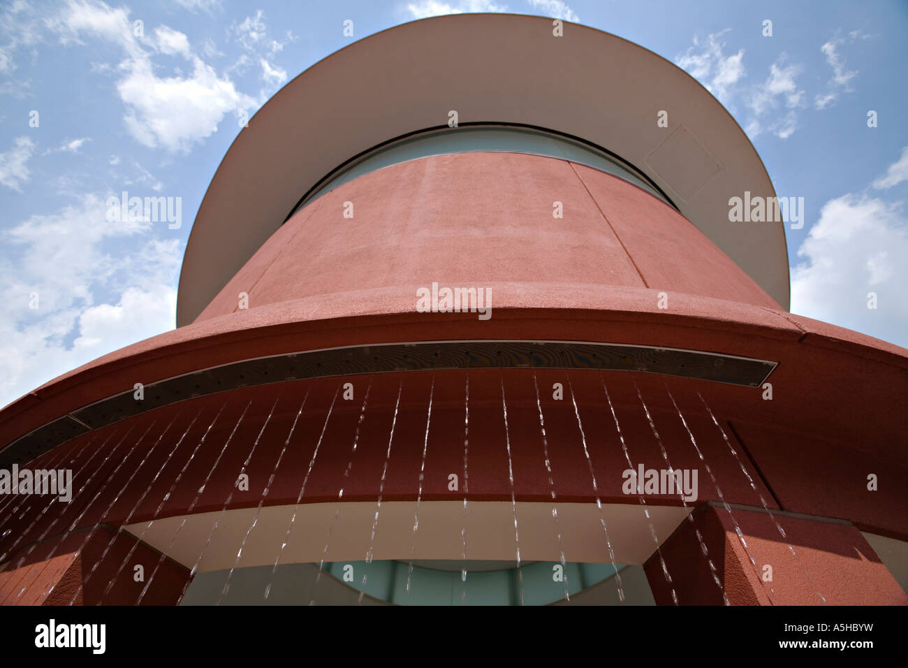 James turrell skyspace hi-res stock photography and images - Alamy