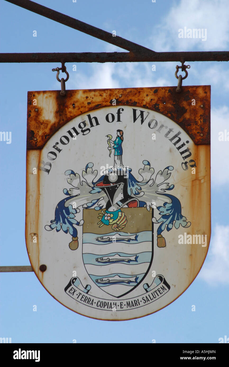 Crest for the Borough of Worthing which reads "Ex terra copiam e mari ...