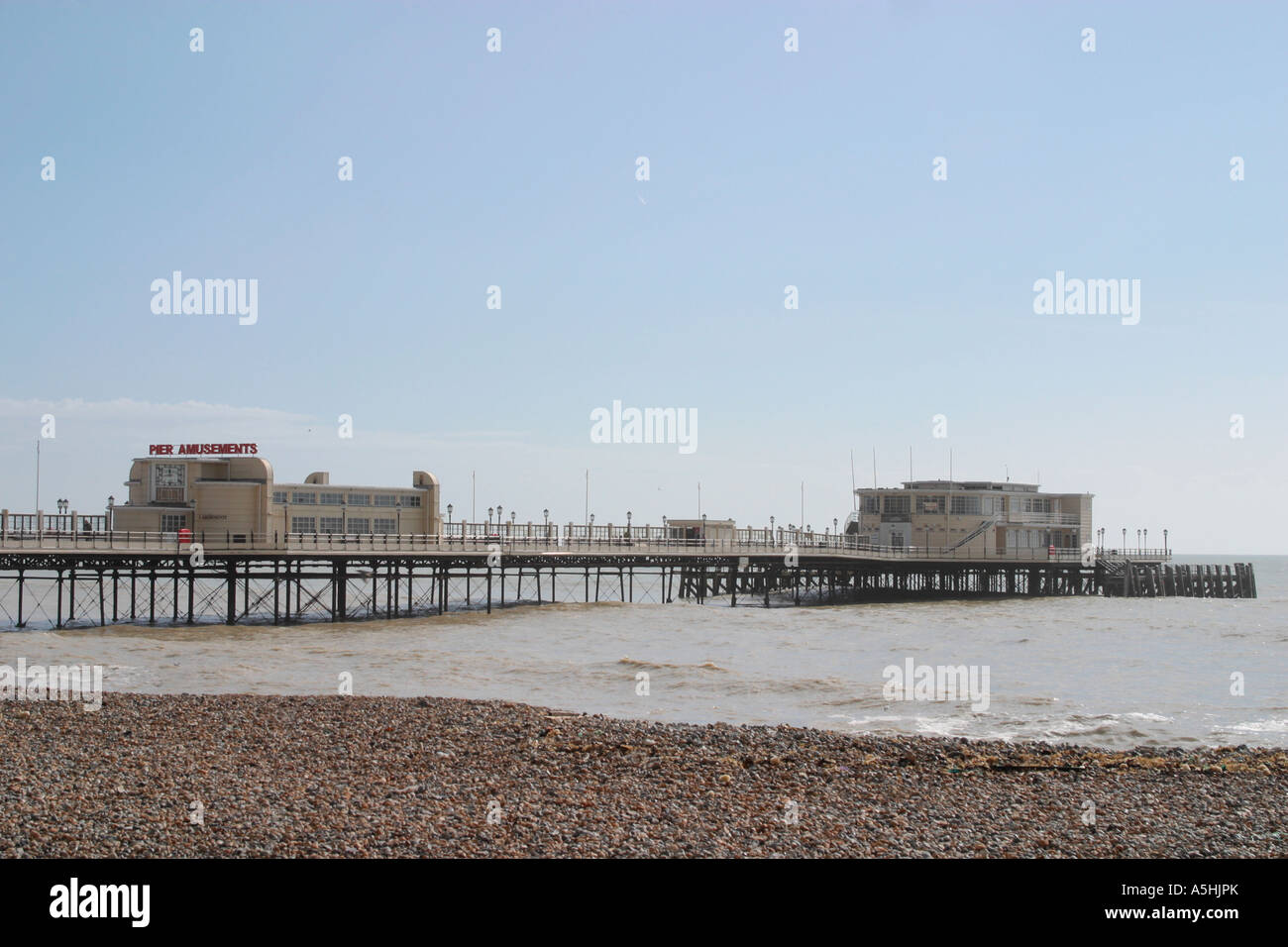 Worthing amusements pier hi-res stock photography and images - Alamy