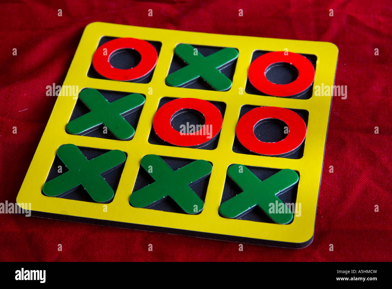 noughts and crosses Stock Photo - Alamy