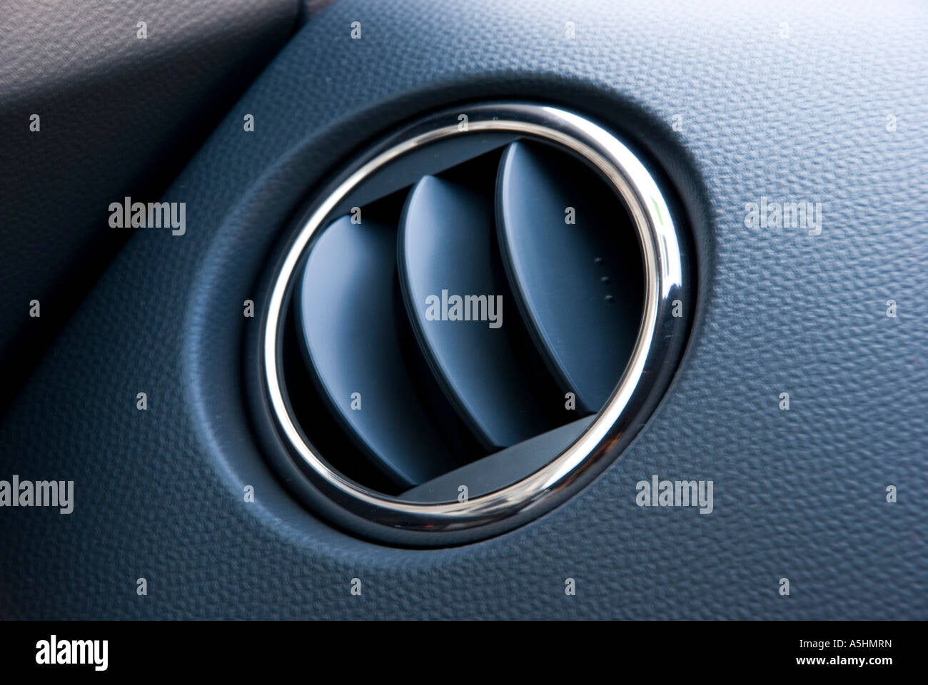 Auto vent hi-res stock photography and images - Alamy