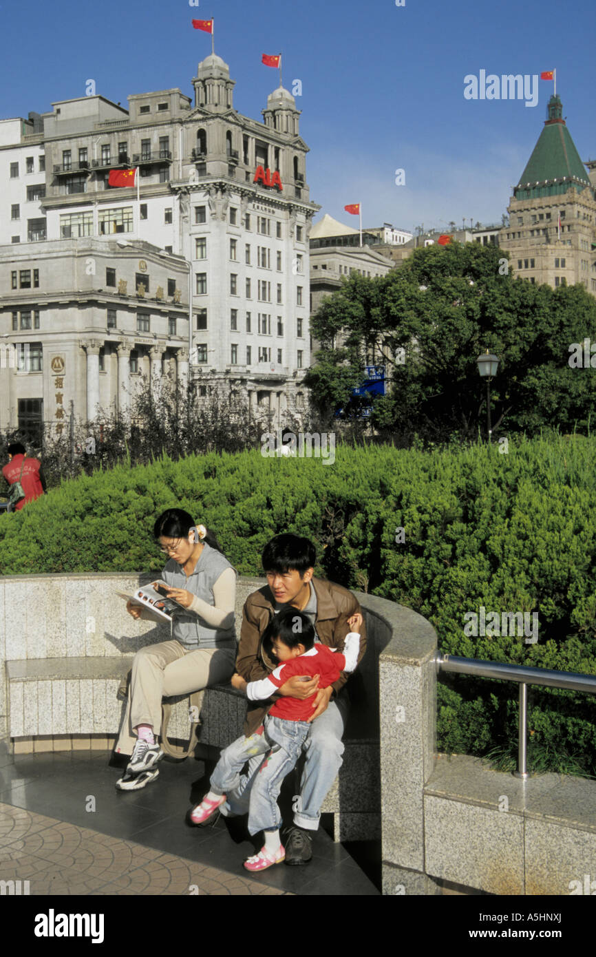 China Shanghai the Bund family Stock Photo - Alamy