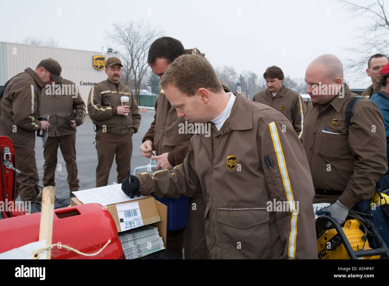 UPS Workers Campaign for a Good Contract Stock Photo - Alamy