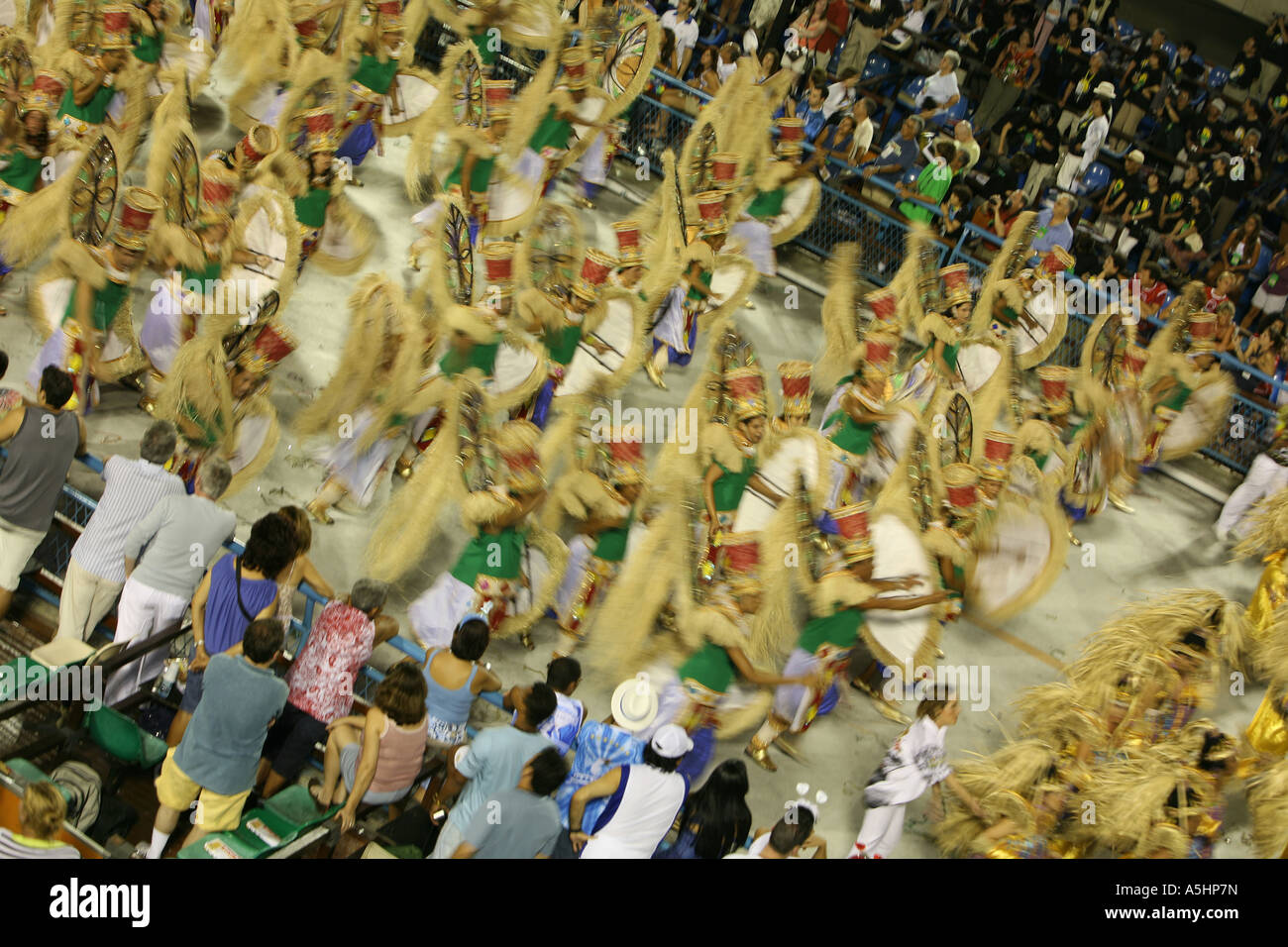 Floats and samba dancers in amazing costumes, in the Rio de Janeiro ...