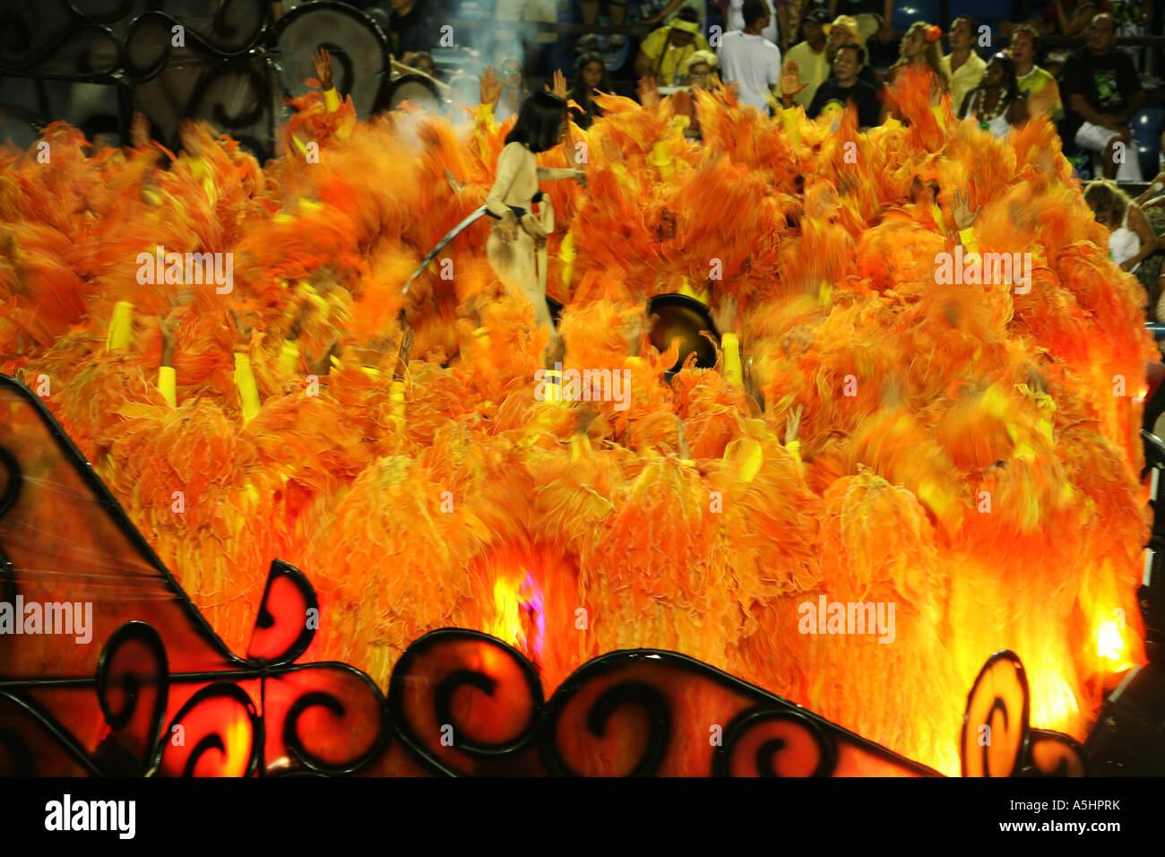 Floats and samba dancers in amazing costumes, in the Rio de Janeiro ...