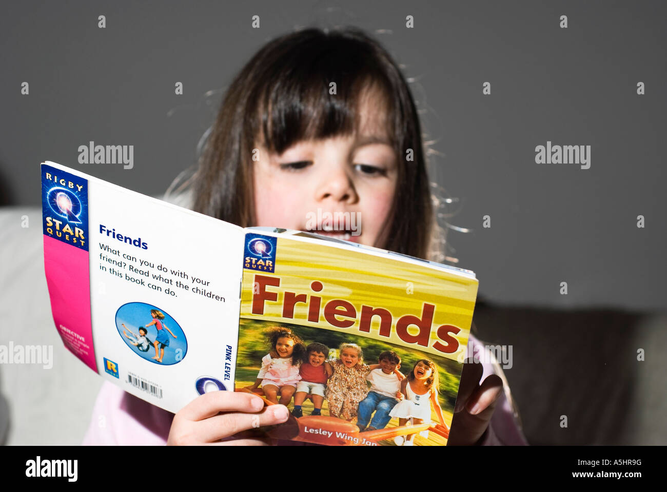 child reading book Stock Photo - Alamy