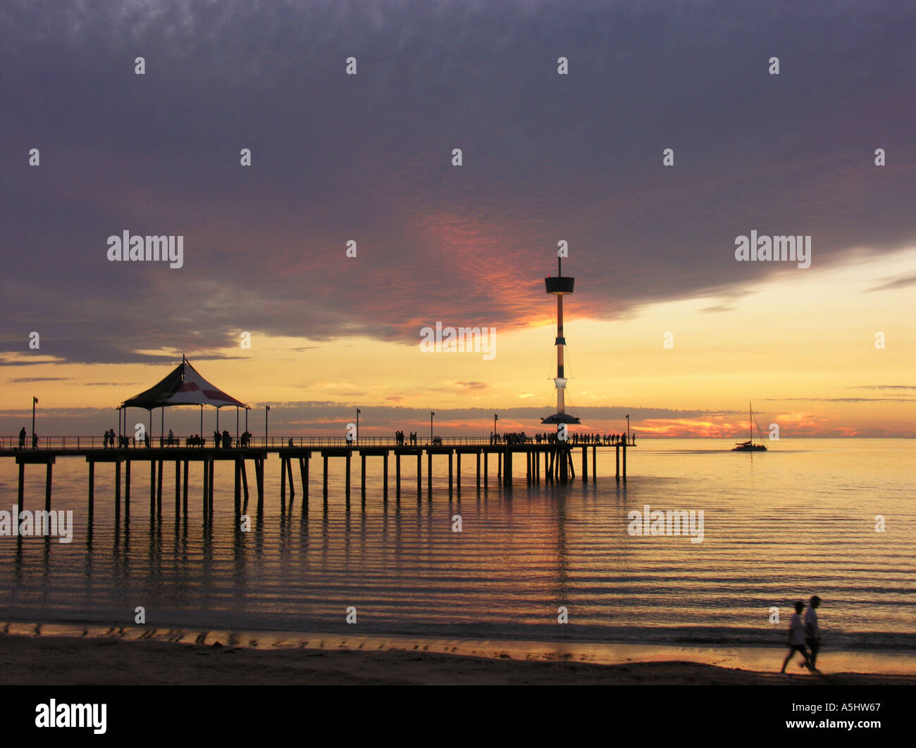 Brighton beach adelaide hi-res stock photography and images - Alamy