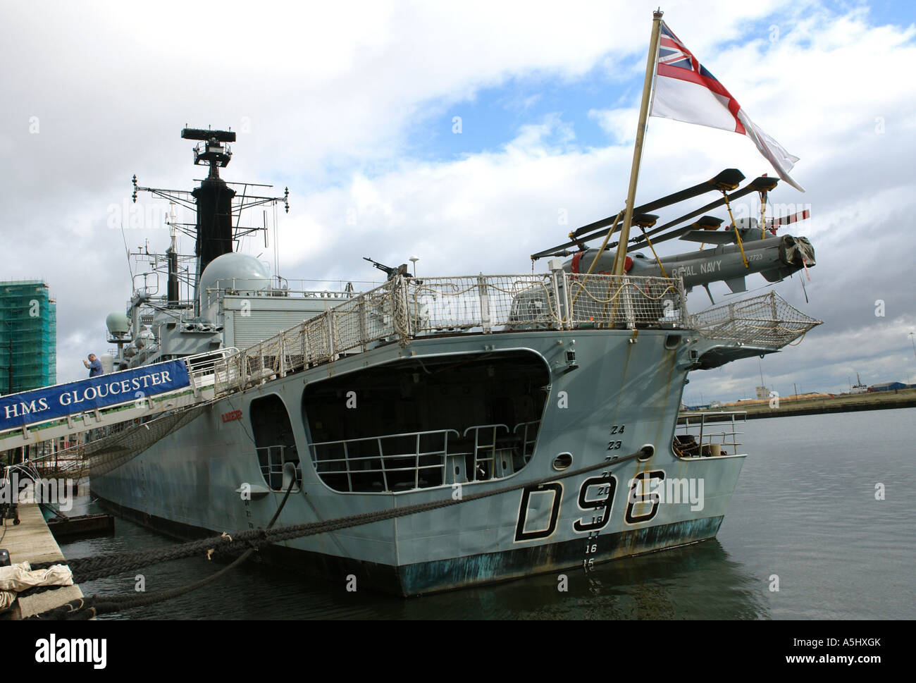 Hms glamorgan hi-res stock photography and images - Alamy