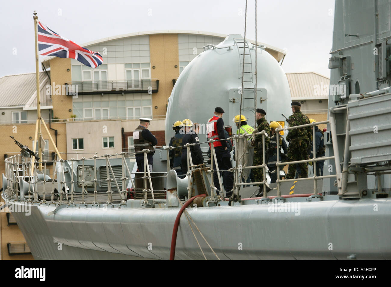 Naval firefighters hi-res stock photography and images - Alamy