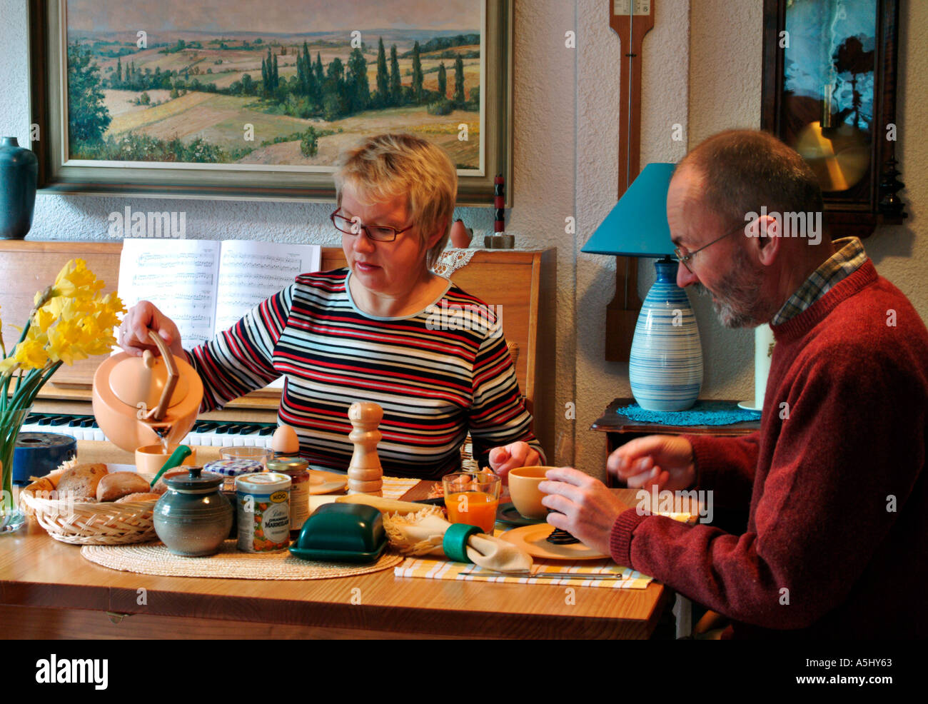 Mr crusty hi-res stock photography and images - Alamy