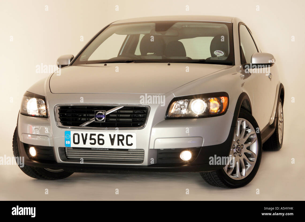 Car design studio hi-res stock photography and images - Alamy