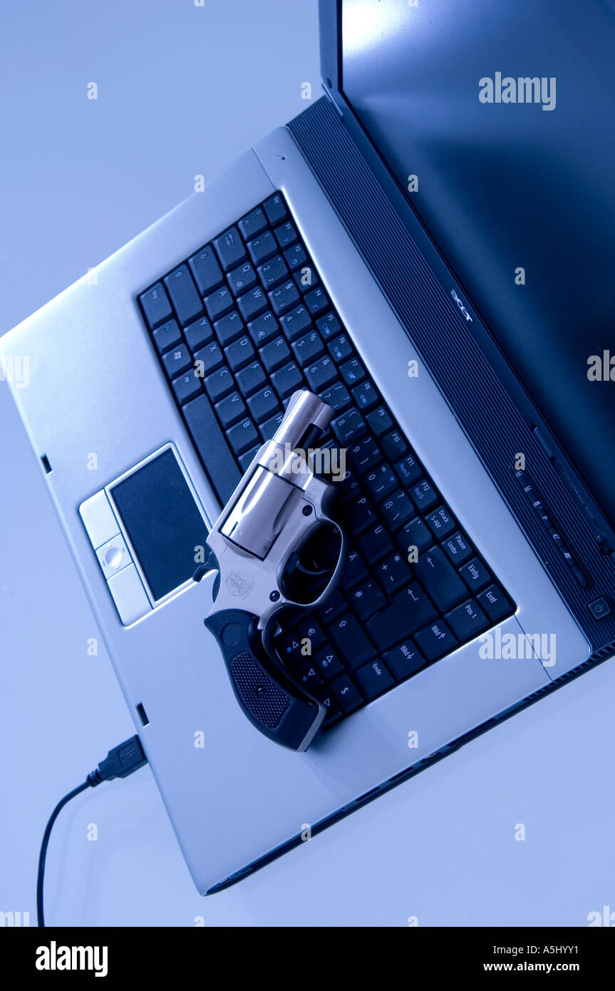 Pointing gun hi-res stock photography and images - Alamy