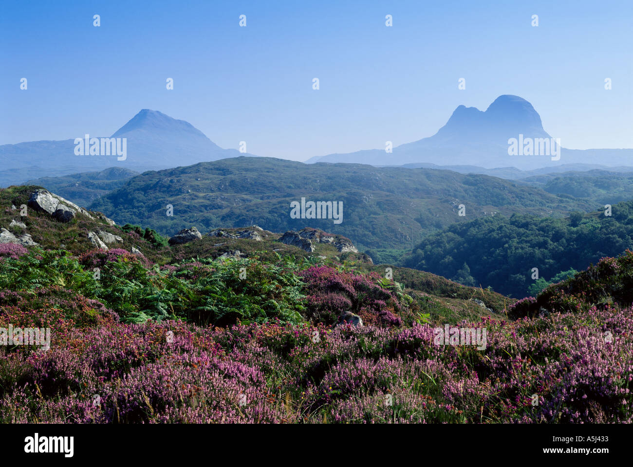 Assynt mountains hi-res stock photography and images - Alamy