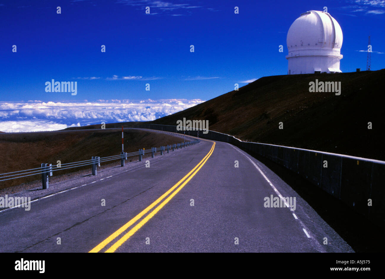 Mauna kea observatory star hi-res stock photography and images - Alamy