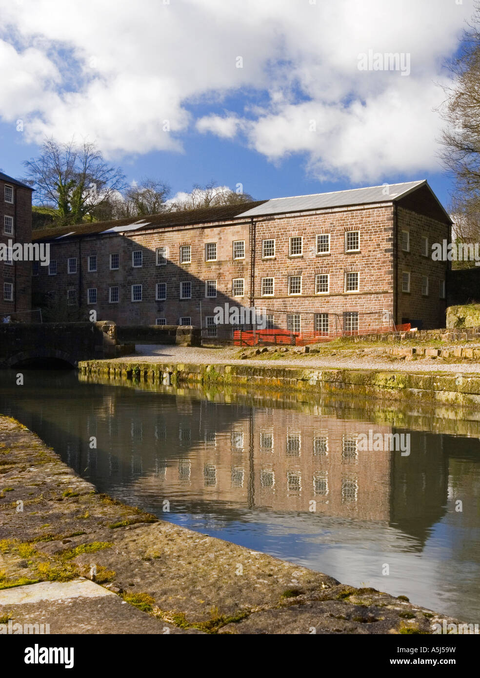 Richard Arkwright 1771 Cromford Derbyshire Uk High Resolution Stock ...