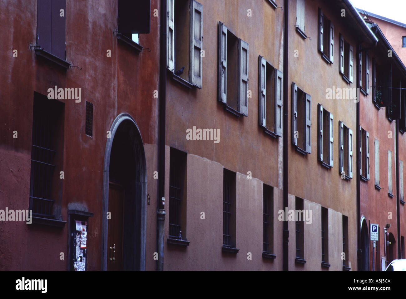 Red buildings of Bologna Stock Photo - Alamy