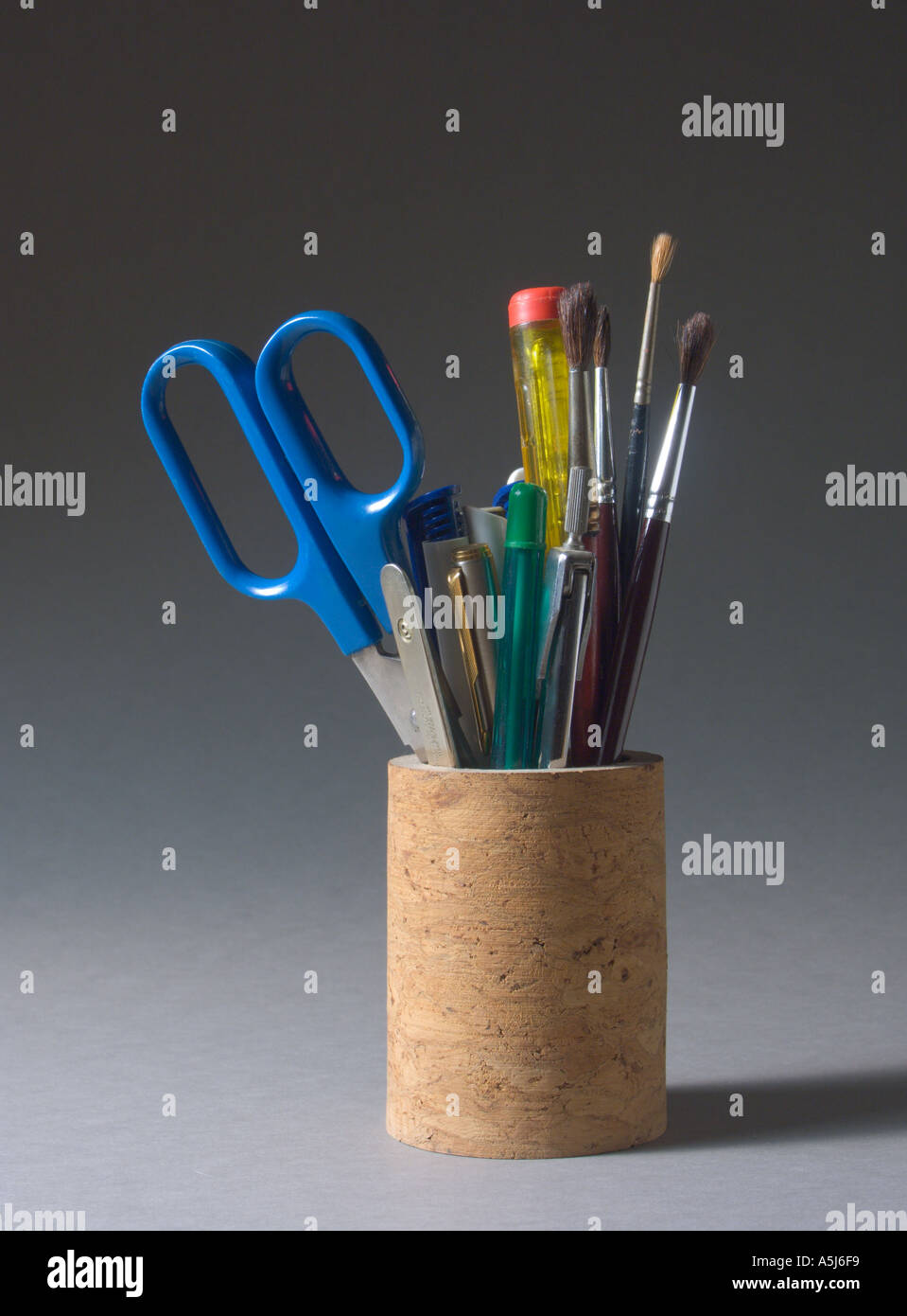 Writing apparatus hi-res stock photography and images - Alamy