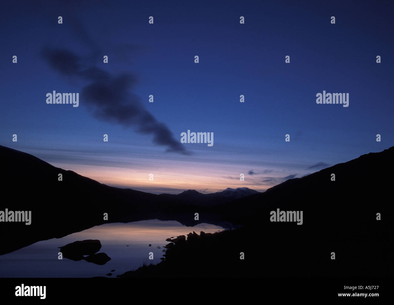 Remote area of snowdonia hi-res stock photography and images - Alamy