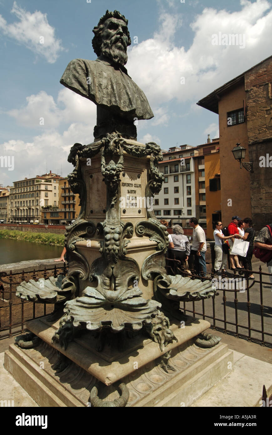 Bust statue on The Ponte Vecchio bridge Florence of Benvenuto Cellini ...