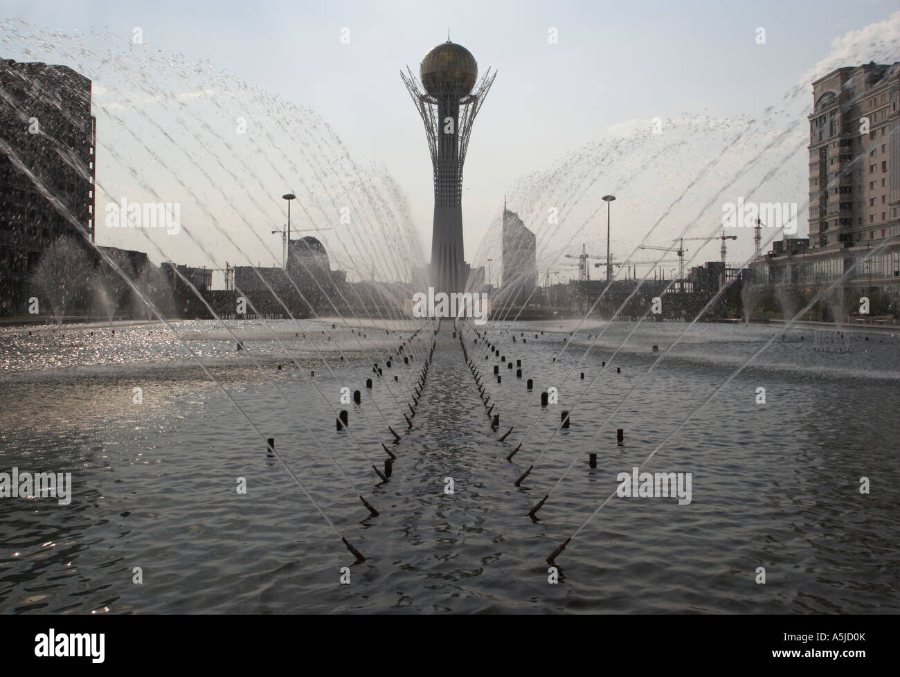Fountain And Bayterek Tower Stock Photo - Alamy