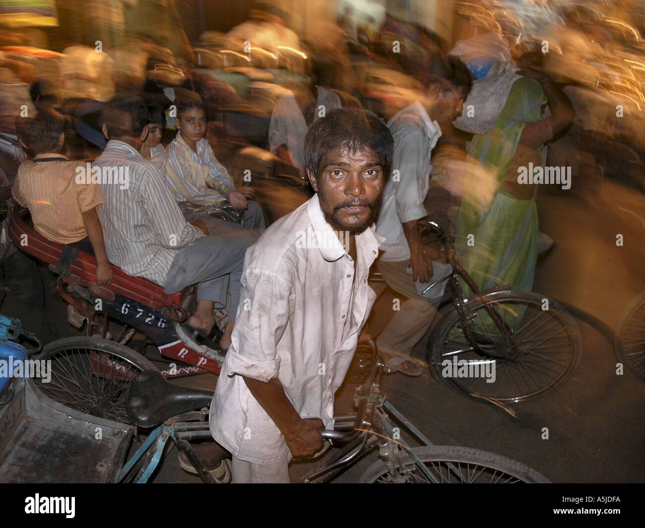 India bombay taxi night hi-res stock photography and images - Alamy