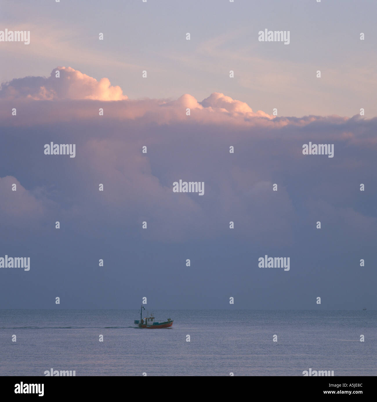 Fisherman boat uk storm hi-res stock photography and images - Alamy