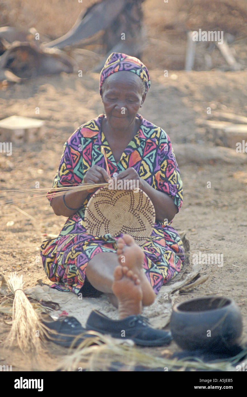 Zimbabwe native people hi-res stock photography and images - Alamy
