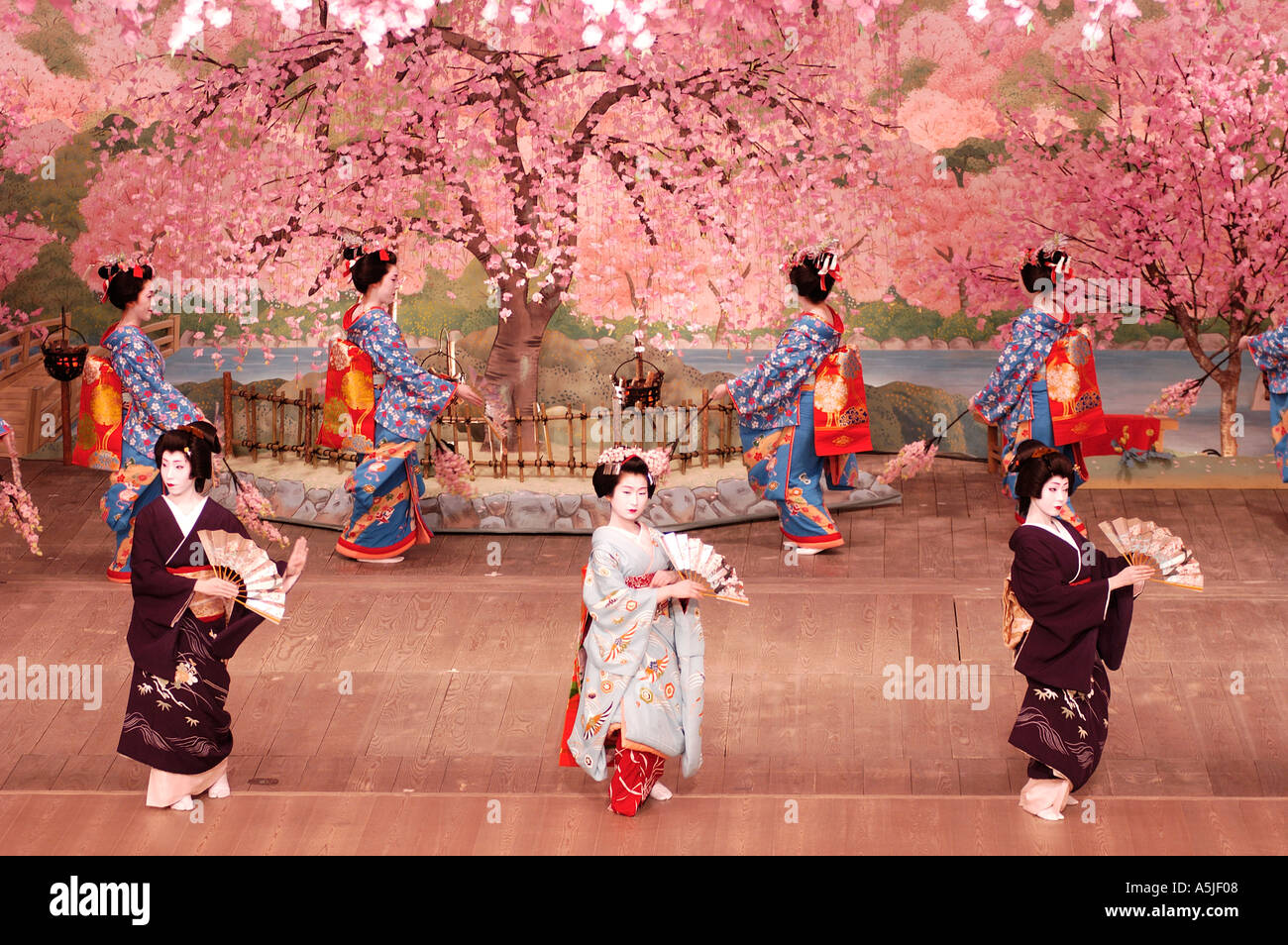 Miyako Odori Spring Dance Performance Kyoto Japan Stock Photo - Alamy