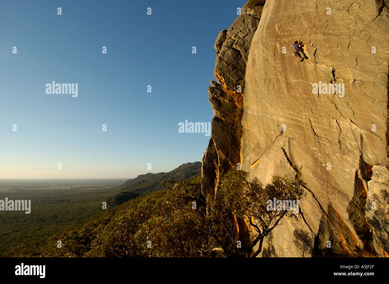 Blue mountains climb australia hi-res stock photography and images - Alamy
