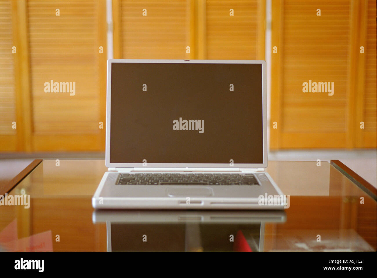 computer on desk Stock Photo - Alamy