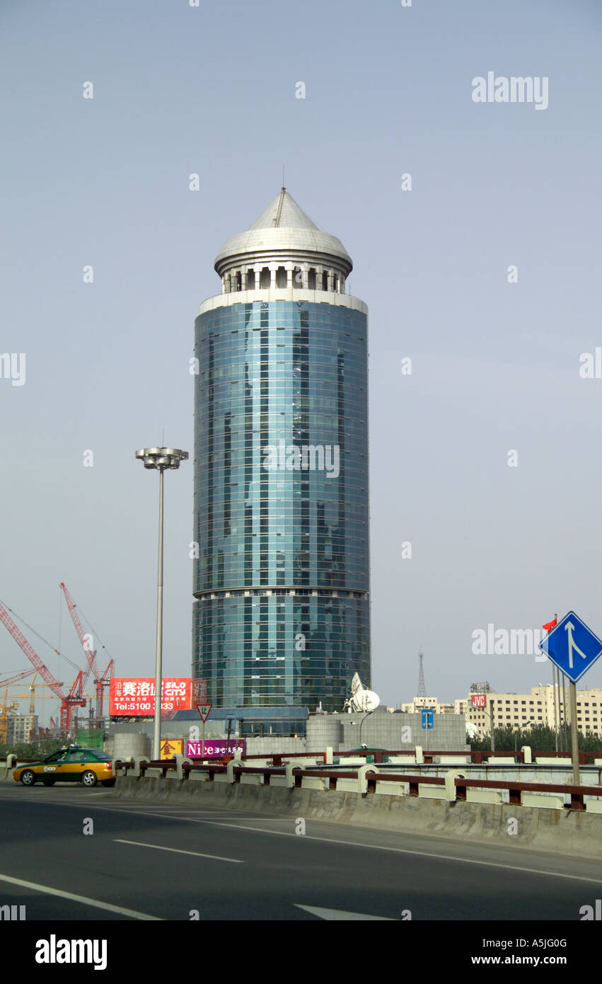 Modern office blocks hi-res stock photography and images - Alamy