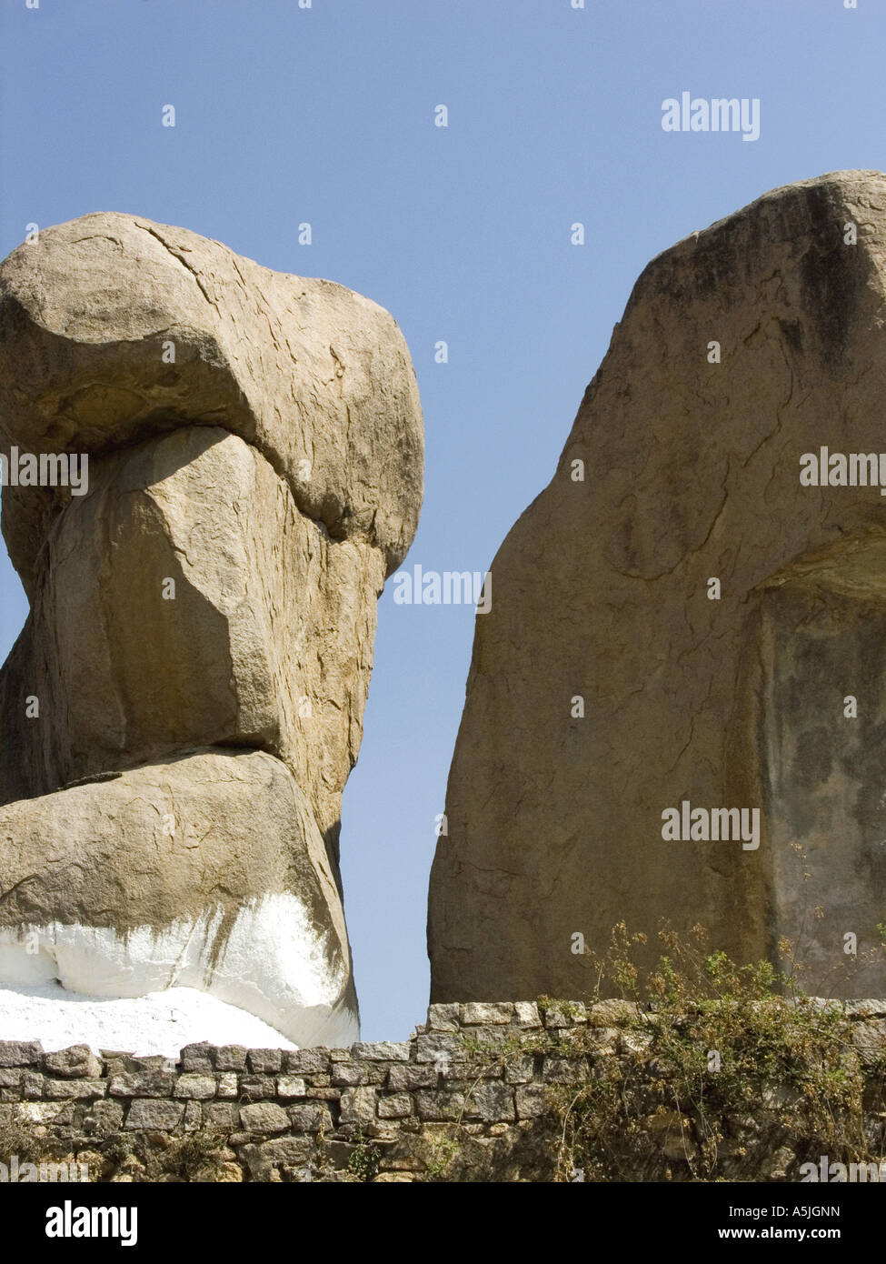 Rocks in Golconda Fort Hyderabad Andhra Pradesh India Stock Photo - Alamy