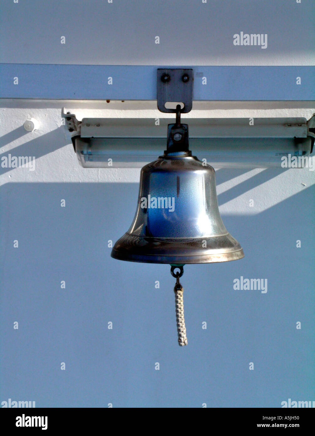 ship' s bell Stock Photo - Alamy
