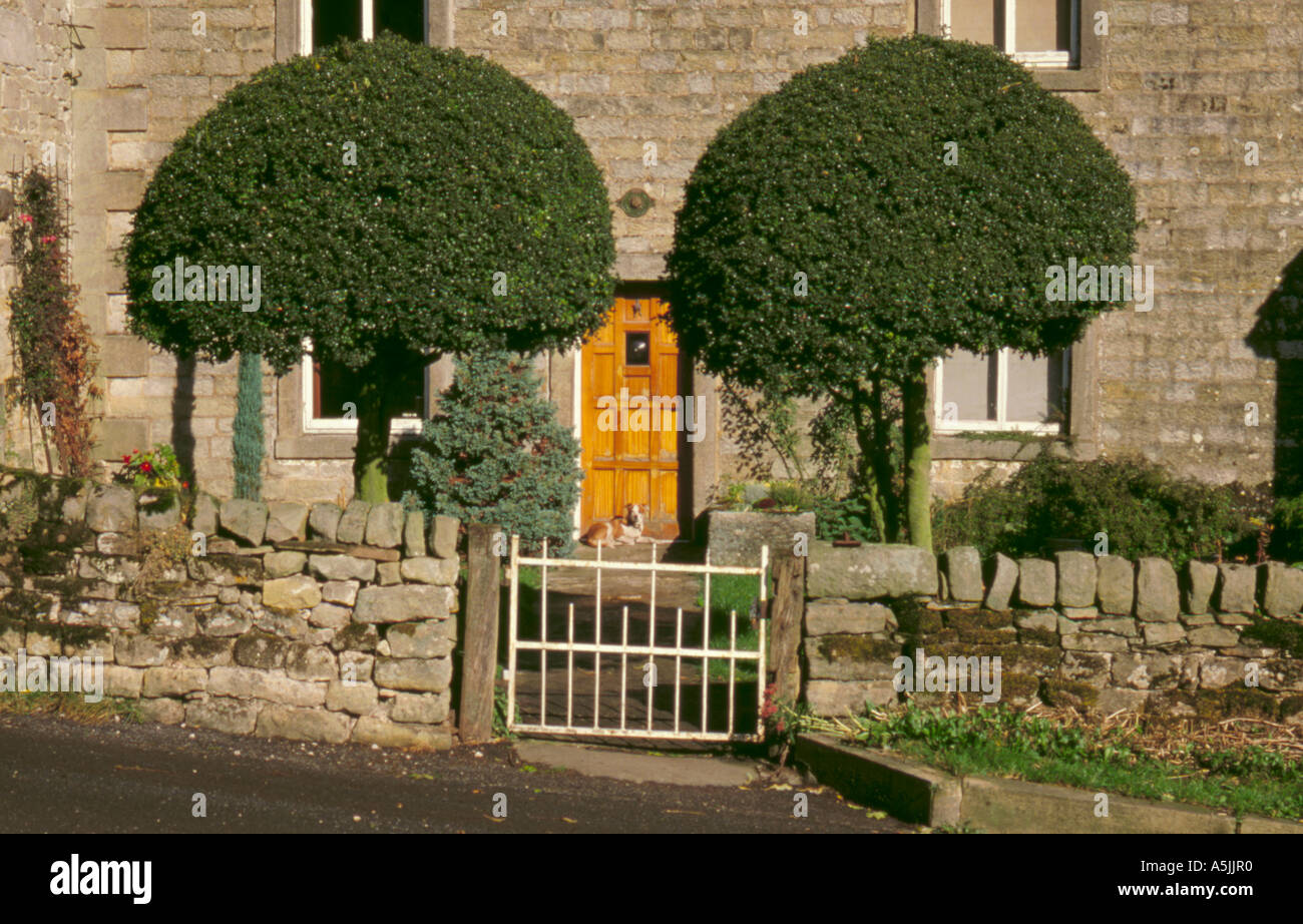 Thorpe village yorkshire hi-res stock photography and images - Alamy