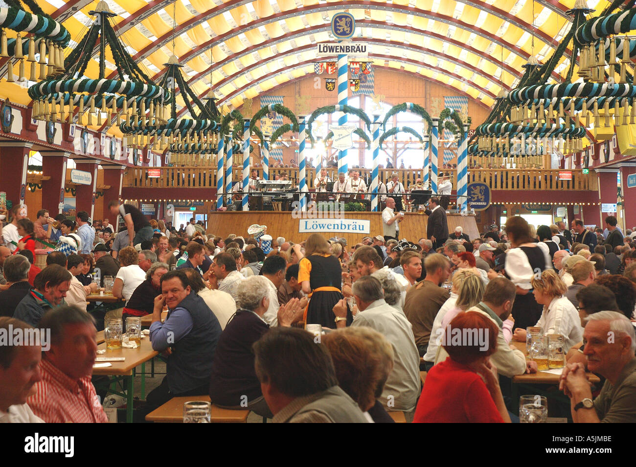 Oktoberfest oompah munich hi-res stock photography and images - Alamy