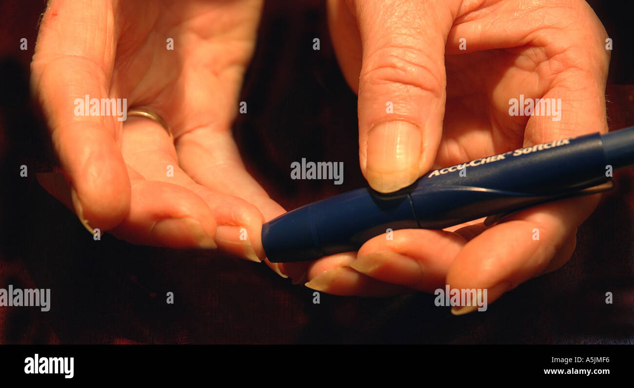 Insulin injection sites hi-res stock photography and images - Alamy