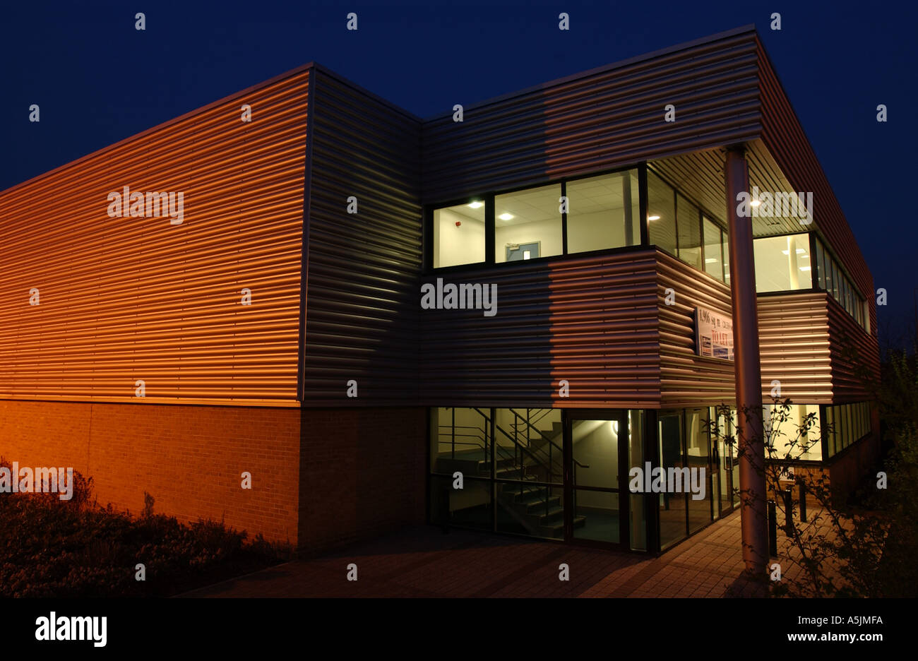 Building at night Stock Photo - Alamy